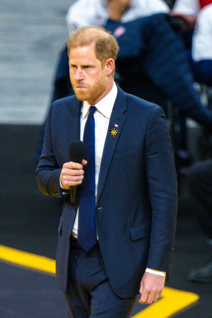 Emotional moment Prince Harry breaks down on stage over him and Meghan ...