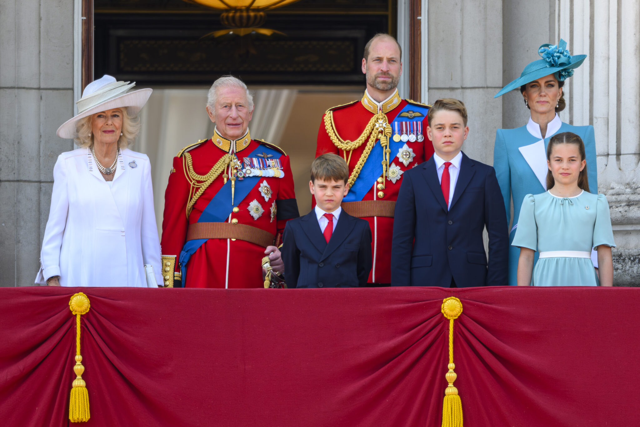 Inside the monarchy - Does the royal family have any power or is it all ...