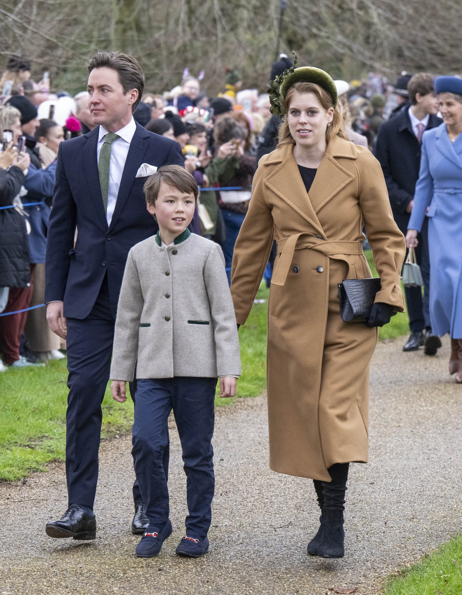 Princess Beatrice seen with daughter Athena at public event months ...