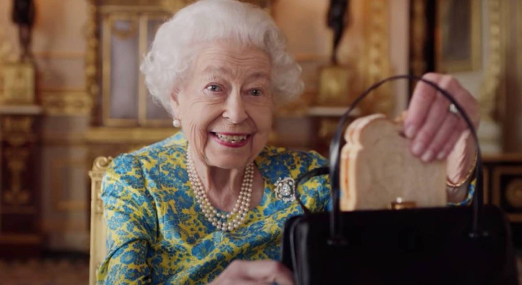 Queen Elizabeth II 'hadn't really known' what Paddington Bear skit was ...