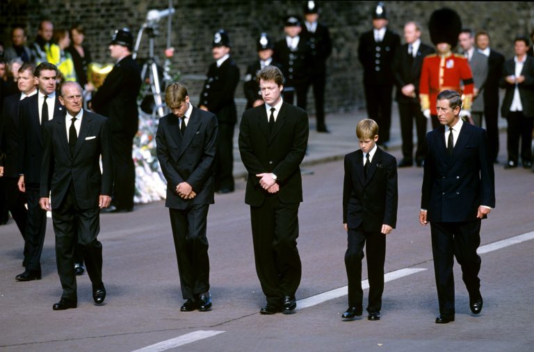 Inside Princess Diana's final goodbye - Funeral procession to royal ...