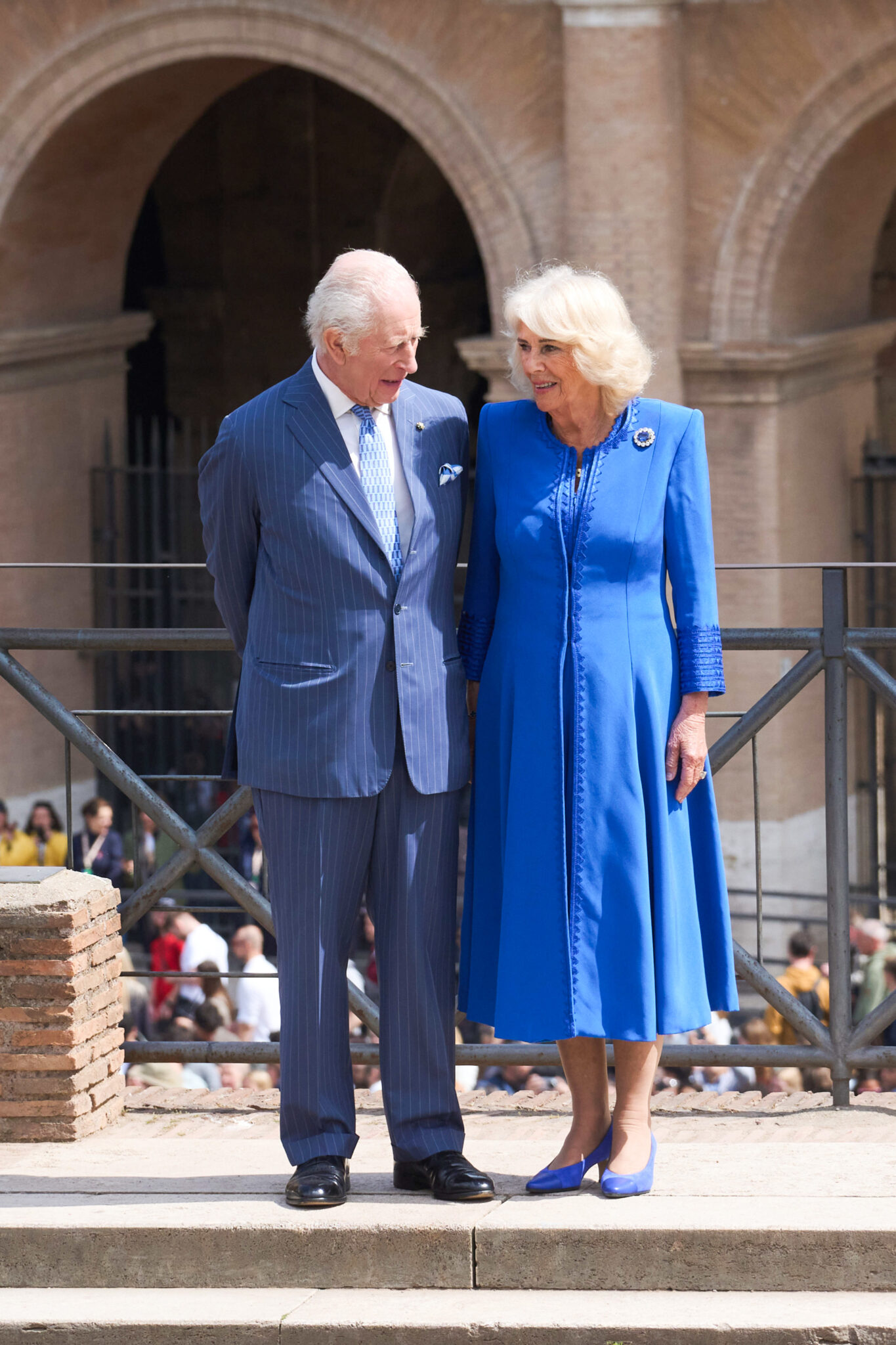 King Charles and Queen Camilla unveil 2025 Christmas card with romantic ...