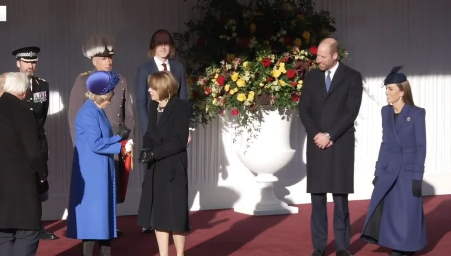 Kate Middleton's double curtsy to King Charles and Queen Camilla during ...