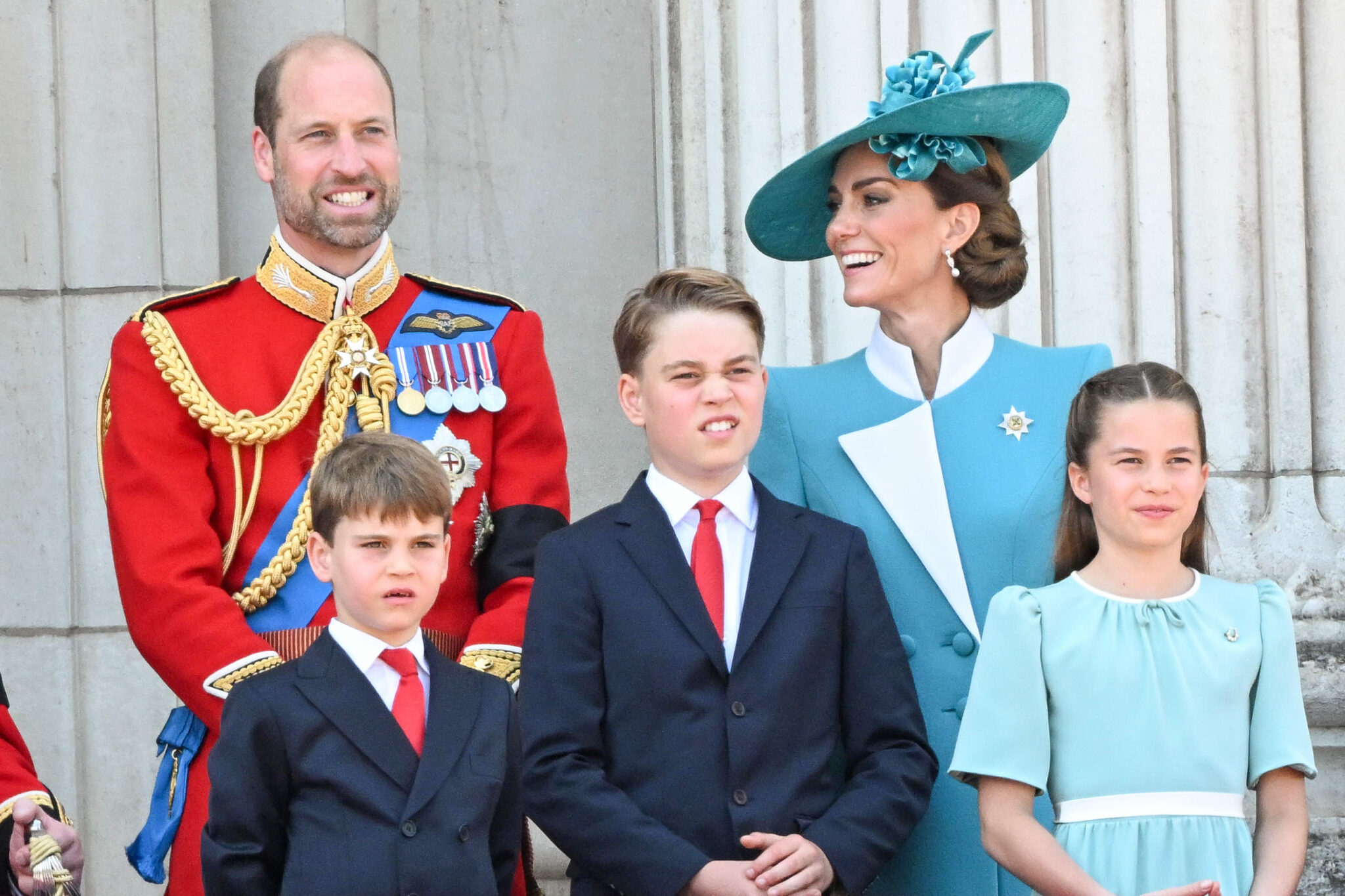 Prince William and Kate Middleton release their beautiful family 2025 ...